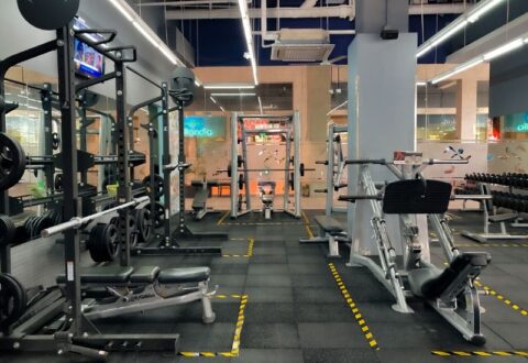 How to Stay Fit While Travelling - Slam Fitness Studio